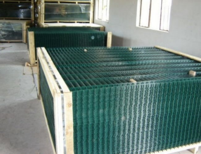 2''× 4'' Rectangle Hole 3D Curved Welded Wire Mesh Fence Weldmesh ...